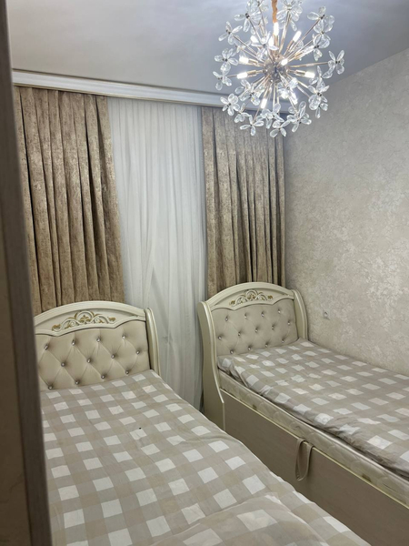 Мирабадский р-н. Улица А.Фитрат 5 радом 3/3/5  78м²
Улица А.Фитрат
Ори