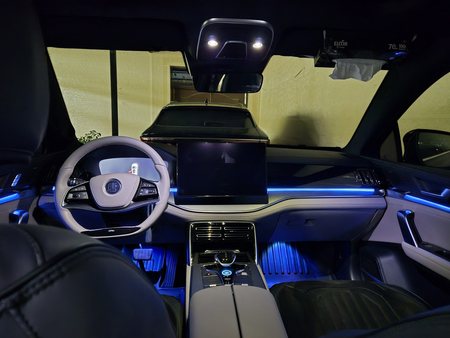 Продам BYD tang черного цвета