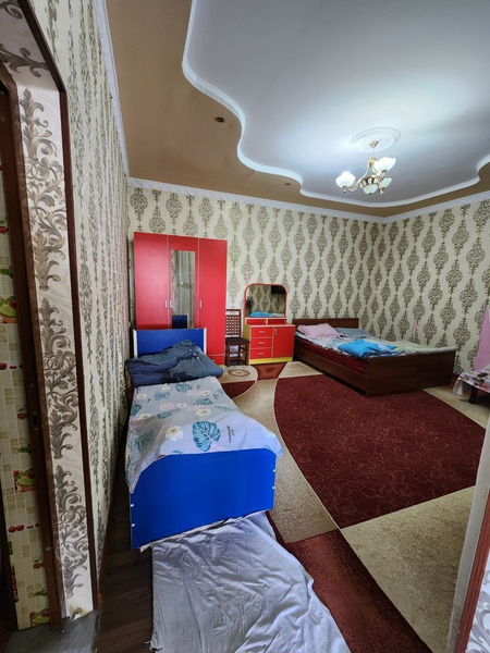 Arzon kunlik ijaraga sergeli