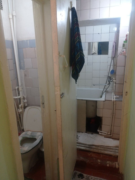Яшнабадский р-н. Панельный. 2-х комн. 2-й этаж. 47м².