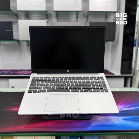 Hp Laptop AMD Athlon/512GB/8GB LPDDR5/15.6\\\