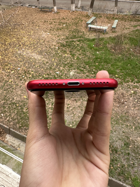 iPhone SE 2020 K/HA 256Gb