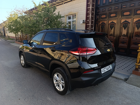 tracker 2 6000km