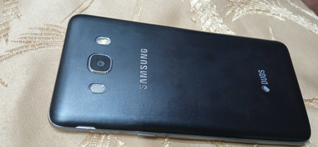 Samsung Galaxy J5 (2016) SM-J510F/DS