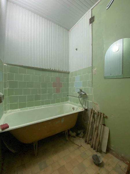 ПРОДАМ КВАРТИРУ, Сергели-Спутник-17 1/2-2-4 1-ком, переделана в 2-ком