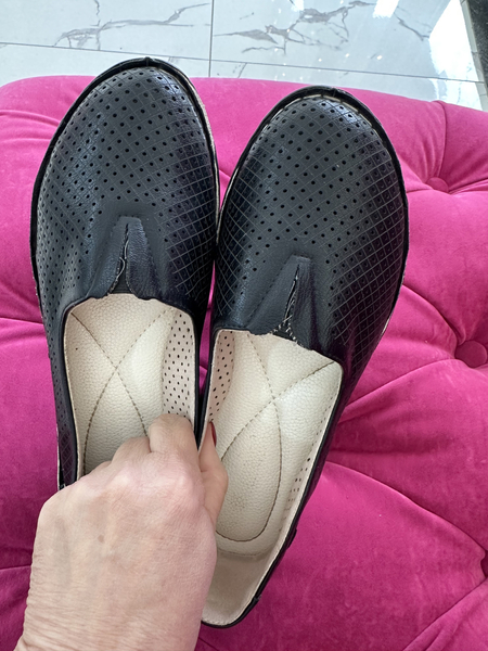 Продам недорого макасины