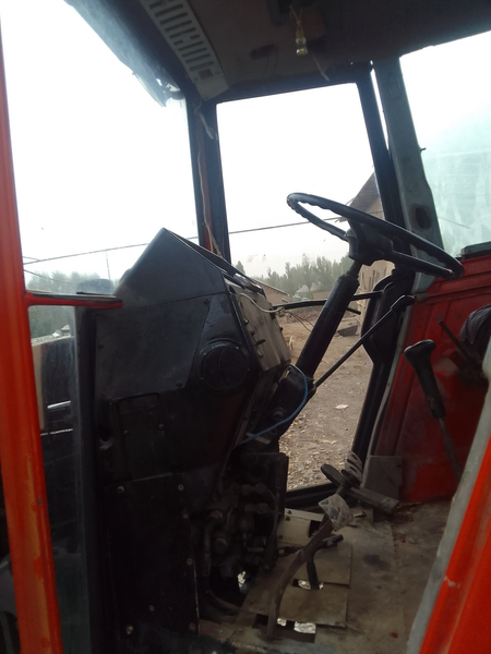 Mtz80 kabinasi boshqa