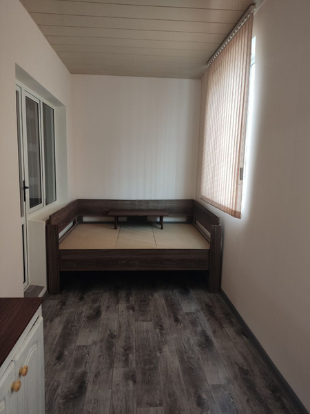 Srochna arenda kvartira sergeli 8a 2/2/9