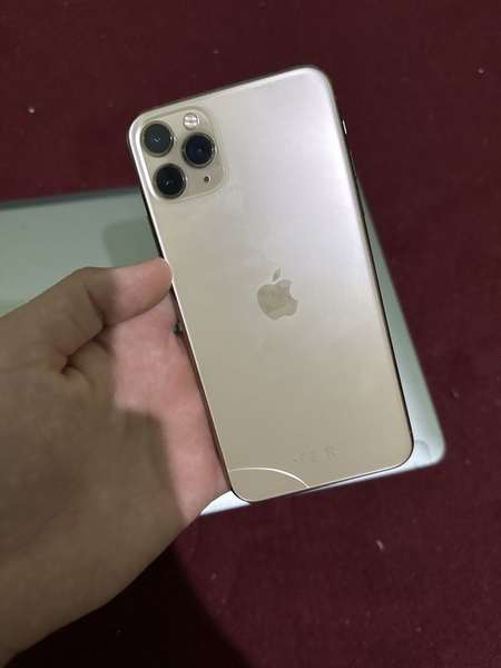 iPhone 11 pro max 256