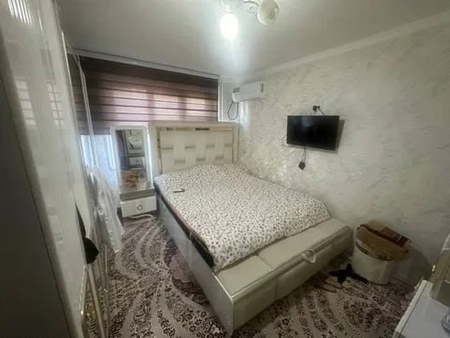 Саламатина 3/3/4 кирпичный дом  балкон  67м2