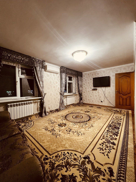 4/4/5 Буюк Ипак Йули ,метро