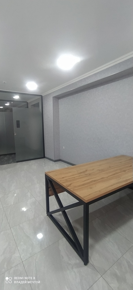 15м² и 30м² кабинеты Метро Мирзо Улукбек 5 минут пешком 100м от дороги