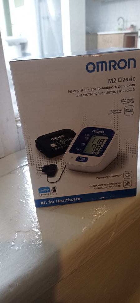 Продается тонометр OMRON M2 CLASSIC!