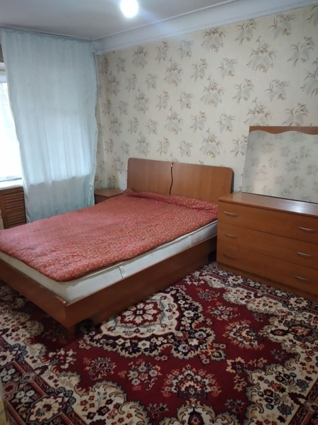 Метро буюк ипак йули сдается квартира в аренду 3/2/4 балкон 2×6