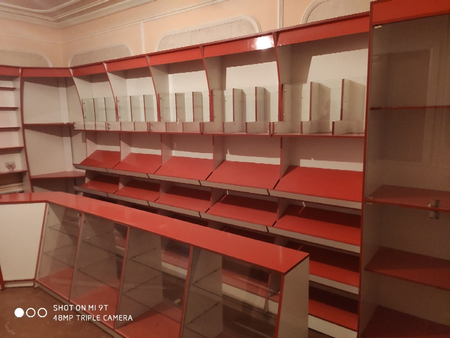 Полки для магазина.  Magazin uchun mebel