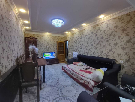 Продается 3-комнатная квартира в отличном кирпичном доме! (J914)