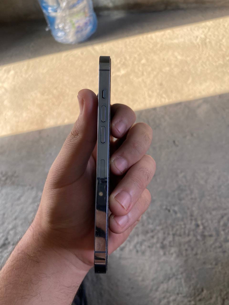 iPhone 13 pro  ideal