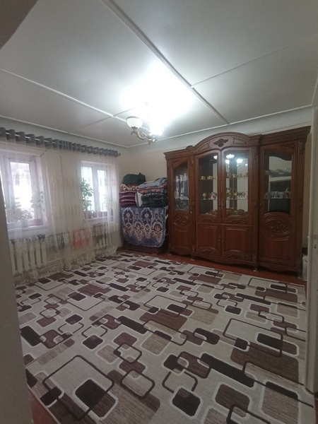 Срочно продаётся участок в чирчике 6 ком 4 соток оринтир пожорка
