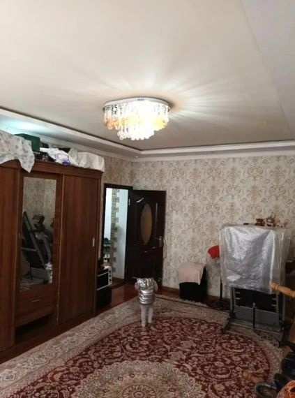 Сотилади Чиланзар 14 квартал 2в3//4//4  86м2