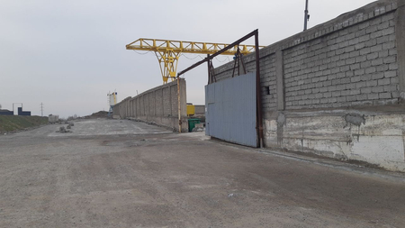 Продаётся База (под производство ) не жилое 40 соток 
Кибрайский район