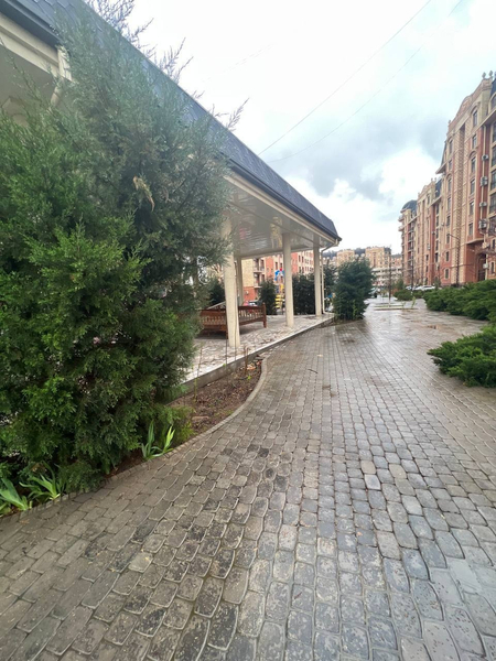 ПРОДАЕТСЯ 4/6/8
НОВОСТРОЙКА 
ЖК PARISIEN
Ул. Мукимий
(Яккасарайский ра
