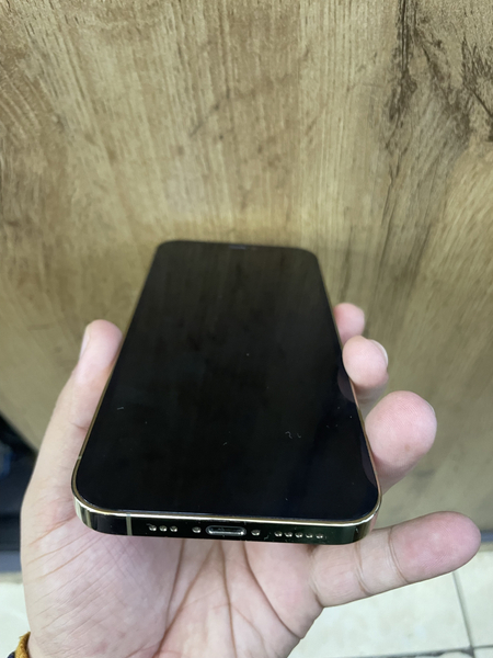 Iphone 12 pro karobka bor
