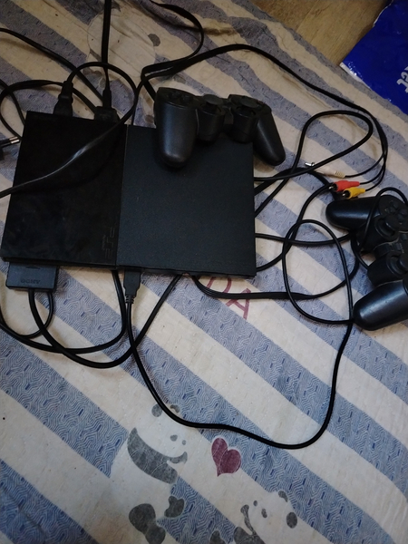 Продам PlayStation 2