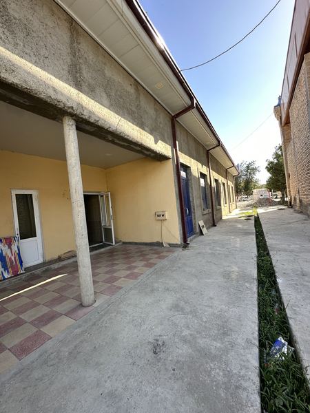 Lazizjon to’yxonasiga qarashli yer maydoni sotiladi