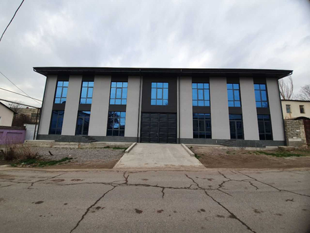 Сдается здание, Султонали Машхади, Паркентский, 8 ст, зд 800 м² (7144)