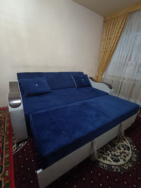 Продам  раскладной диван б/у                                  \\nСост