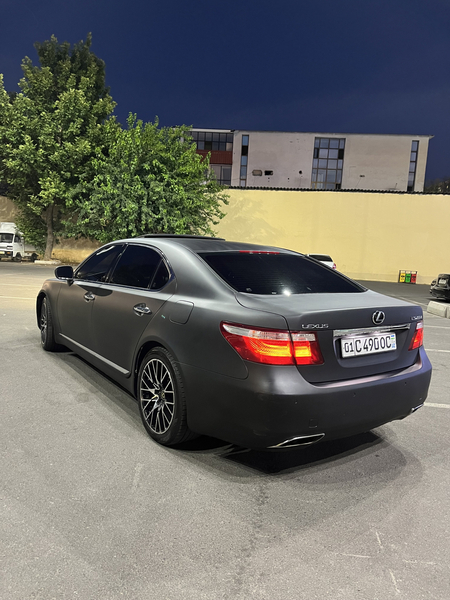 Lexus LS460 Зор холатда