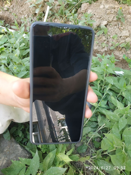 Redmi not 13 8×256 noviy