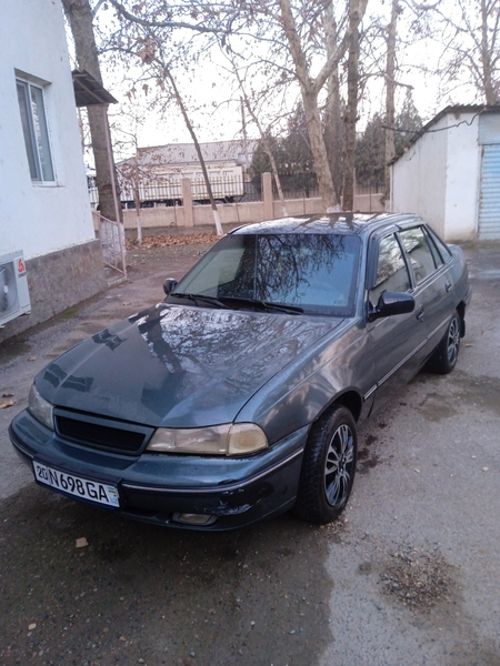 Нексия1 сотилади 1996йил