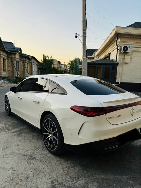 Mercedes Benz EQS 450S+