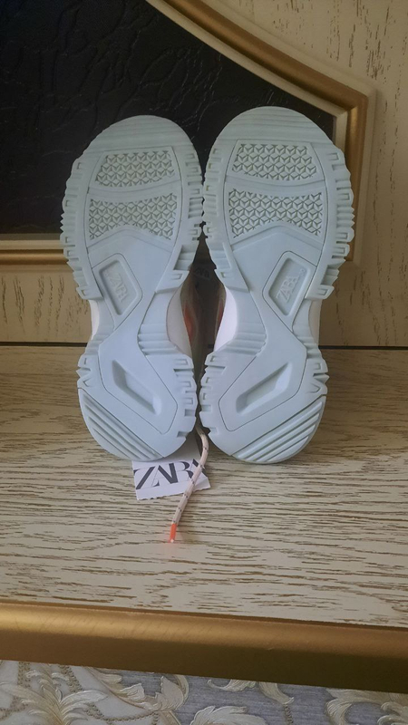 Krasofka Zara Razmer 30 orginal