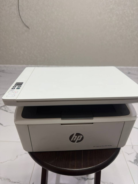 Принтер hp  в отличном состоянии пользовался 3-5 раз