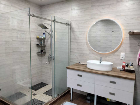 Near TIS with comfortable, simple interior design