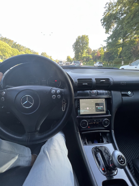 W -203 штатный магнитолы от Mercedes поддержкой USB Bluetooth Wi-Fi