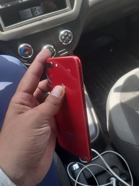 Iphone 8 plus red radnoy hamma joyi
