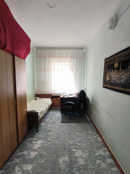 Продается 3 ком квартира на метро БИЙ, Буз базар, Мирзо Улугбекский р.
