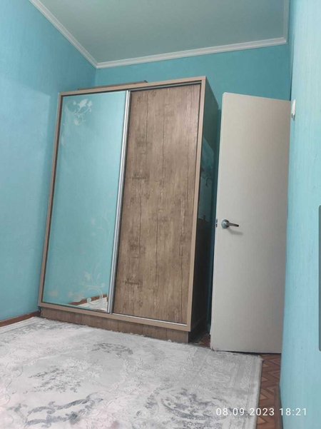 (К125828) Shayxontoxur tumanida 4-xonali kvartira sotiladi
