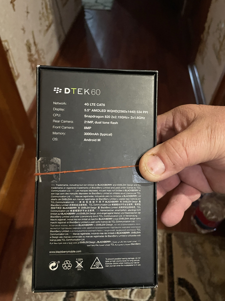 Продается BlackBerry  DTEK60