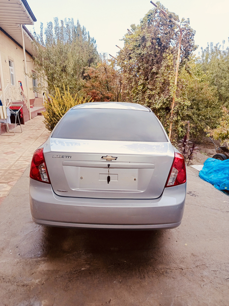 Chevrolet lasetti 2015 mator xadavoy karopka yaxshi kuzipda ishi bor