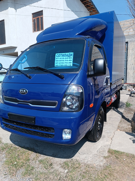 Kia bongo 2014й идеал состояна  бутун машина камчиликйук