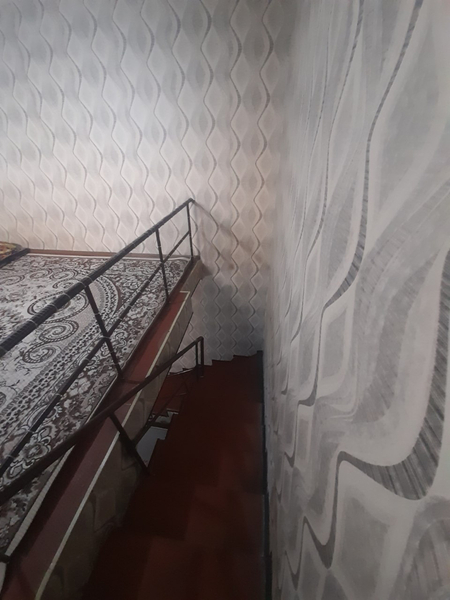 1xona katej uy sotiladi Yashnabod Tumani aju unversitet oldida