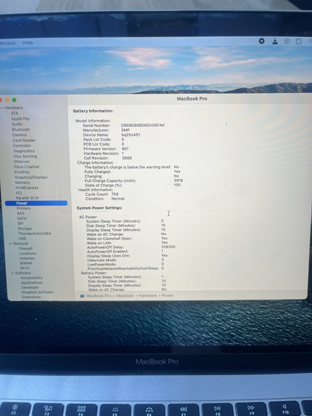 Macbook pro 2017 core i5 13 dyum 8/128