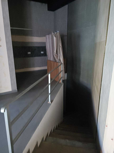 Сдам Офис, Шоу рум  370 м² , В доль дороги, ЖК PARISIEN, Центр