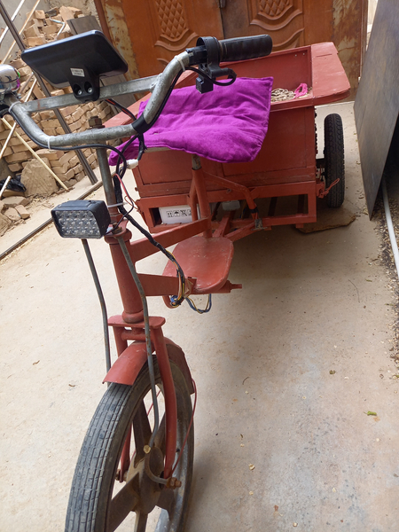elektra moto juda iqcham va engil va arzon