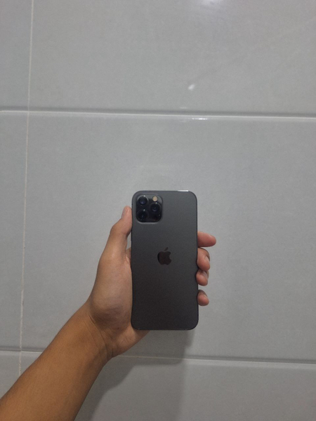 Iphone 12 pro ideal Ayol kiwi iwlatgan kelishamiz