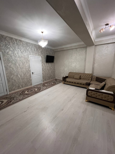 Продается квартира на Саракульке 3/3/8 Евроремонт